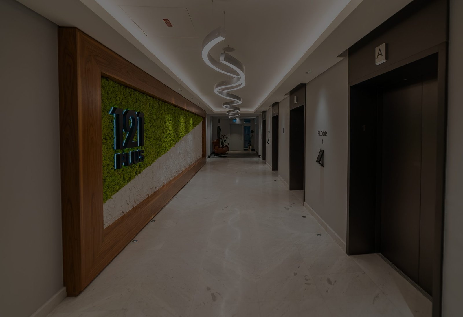 121 Plus Offices - Tower 121